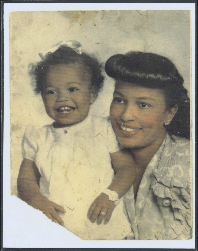 Celebrando la vita e l'eredità della Dr. Angela Davis | Hi-Tech